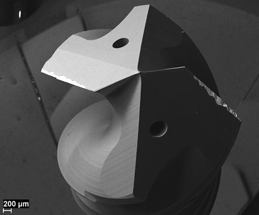 Using Microscopes for Surface Roughness Inspection - Microscope World